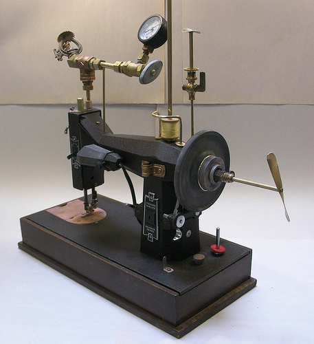 Steampunk Sewing Machine - Becky Stern