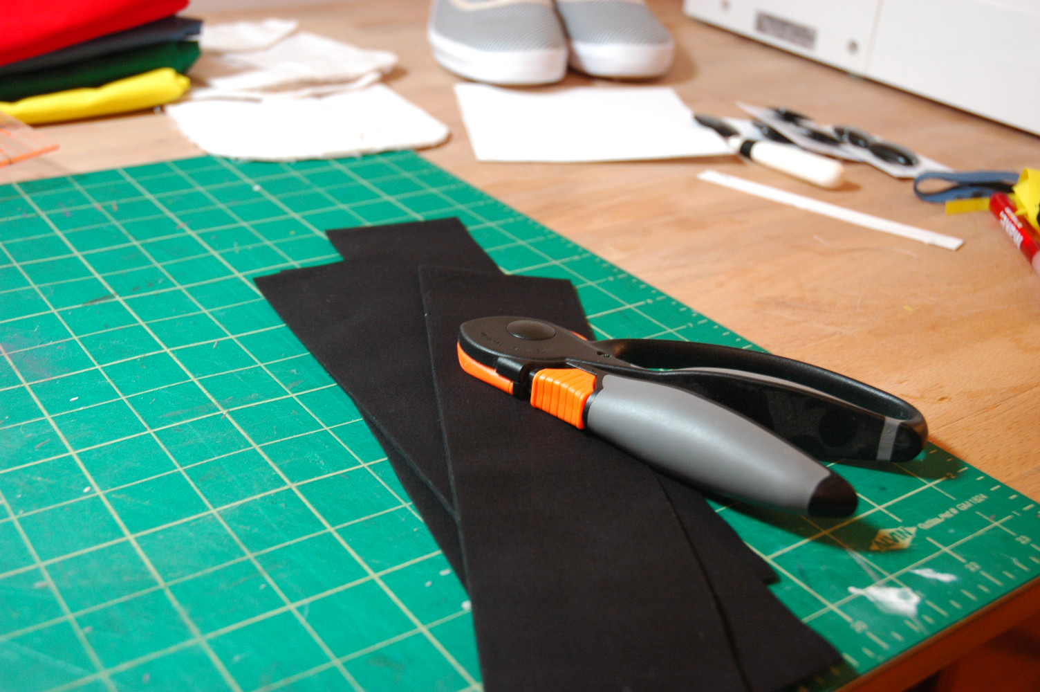 La Roux Halloween costume - Becky Stern