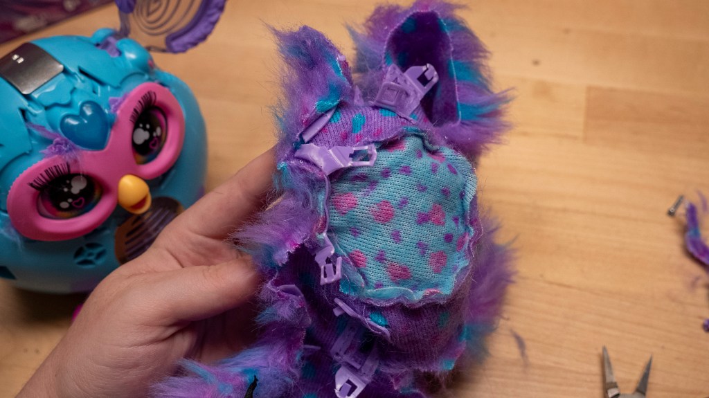 What's inside the 2023 Furby? - Becky Stern